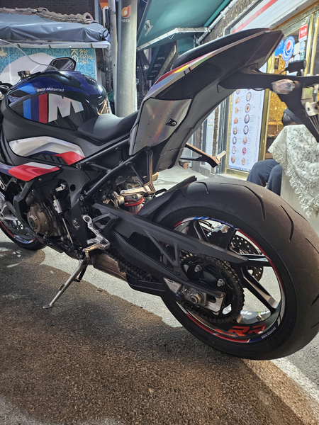 BMW S1000RR matatsikel