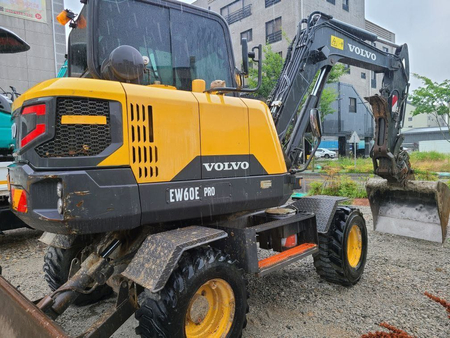 Excavator Volvo EW60