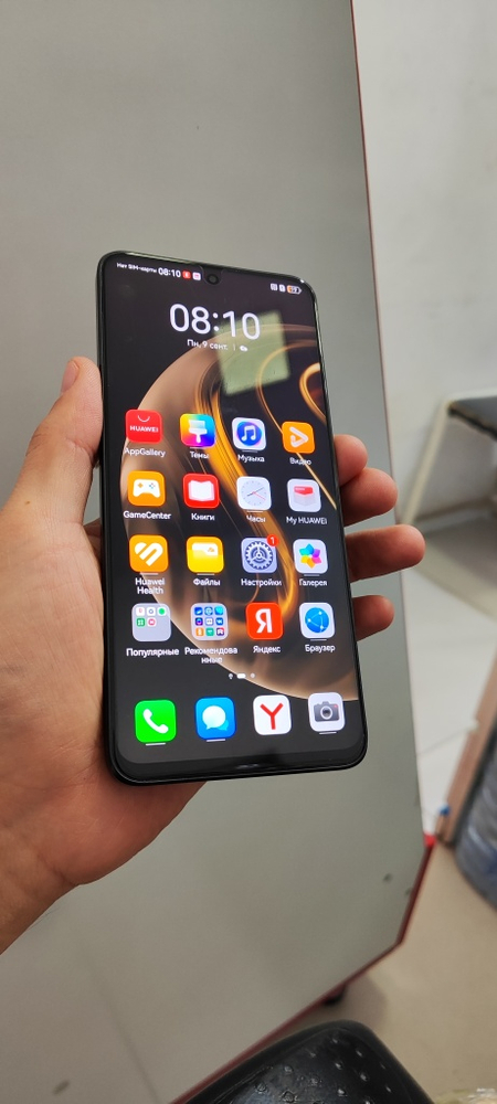 Huawei nova 12 i.  Yangidek kam ishlatilgan