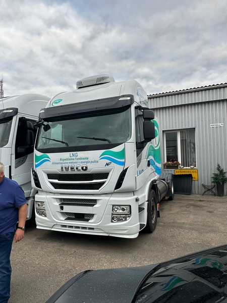 Тягач Iveco 400 METAN