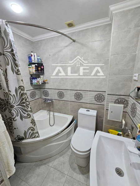 2 xonali 64m² 5-qavat sotiladi.