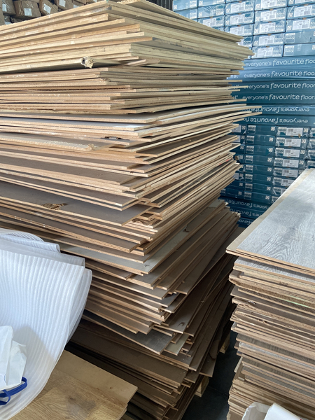 List sotiladi HDF (MDF)