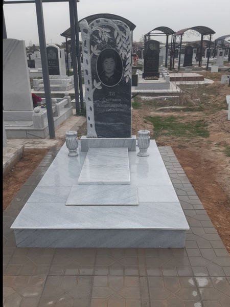 Памятники Бектемир