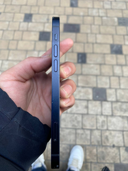 Iphone 12 kafolati blan