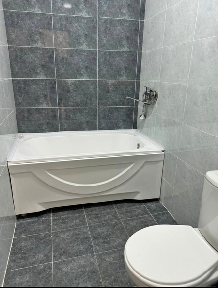 Продам участок 3 соток 6 комнаты Бектемирский район
