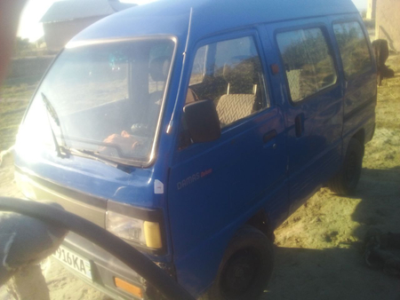 Damas 1 2003 yil kuk rang