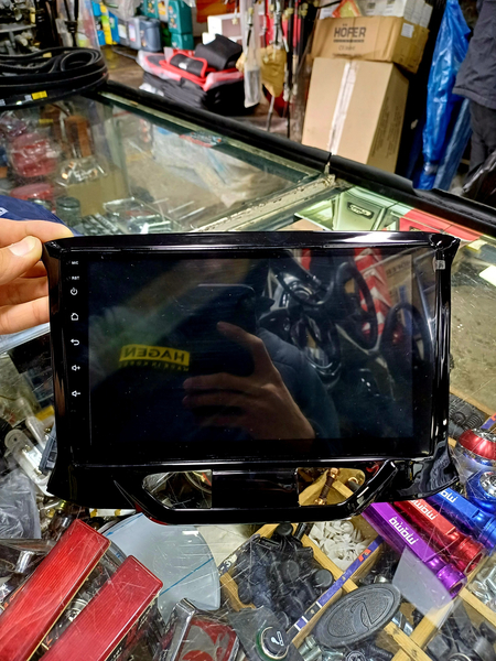 LADA PRIORA Ramka Android manitor