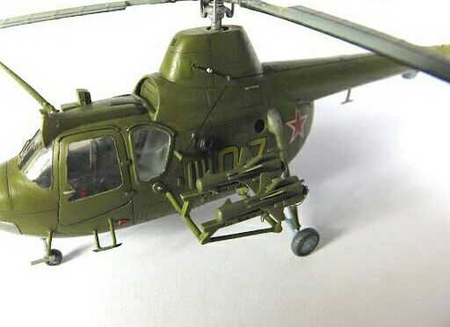 Сборная модель вертолета Ми-1 М (Амодел 1/72)
