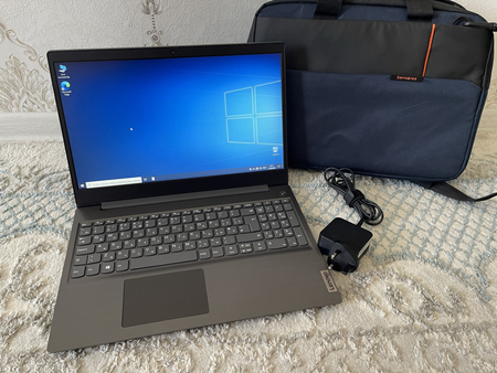 Продам ноутбук Lenovo Ideapad V15 G1