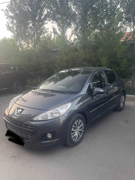 Peugeot 207 sotiladi