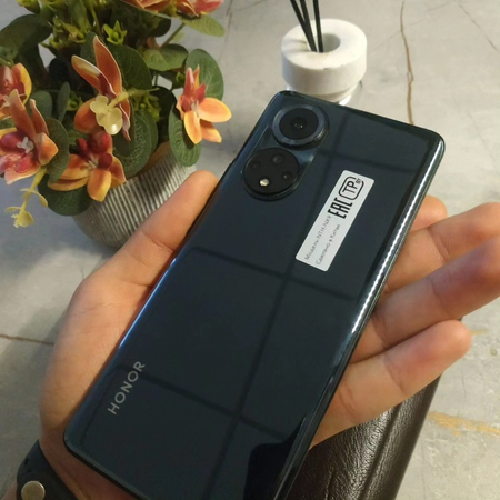 Mabilni telefon Honor50