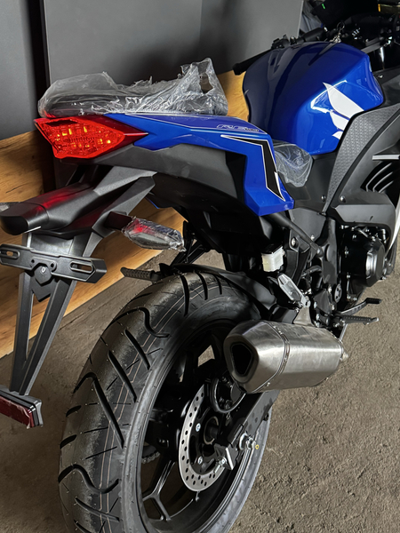 Sport Bike 400kb