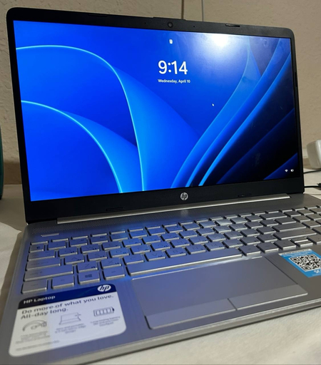 Hp Laptop Core i3 Состояние идеальное.