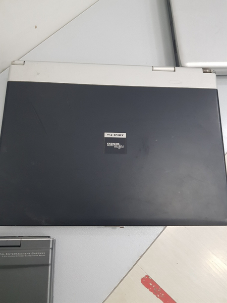 Ноутбуки старые Acer, Samsung, Asus