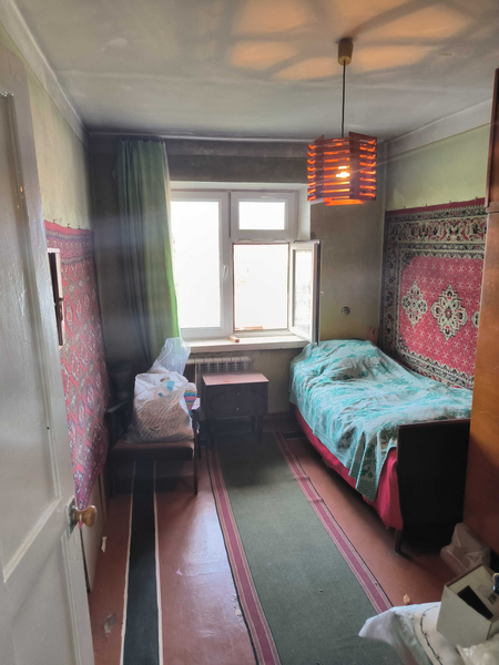 Продается 3 ком квартира Risoviy bozor oldida 3 xona kvartira sotiladi