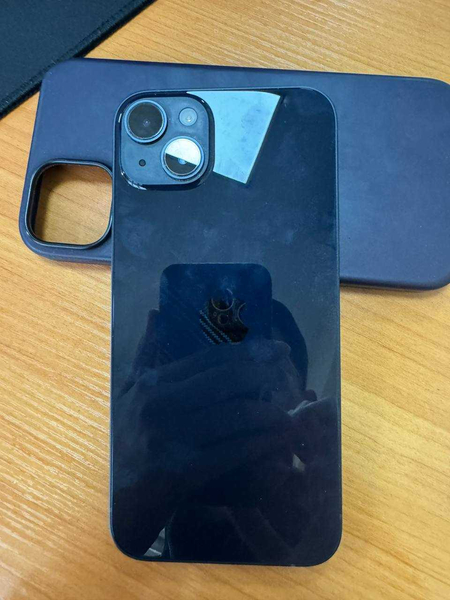 Iphone 14 plus 128 Midnight single sim ёмкость: 100%