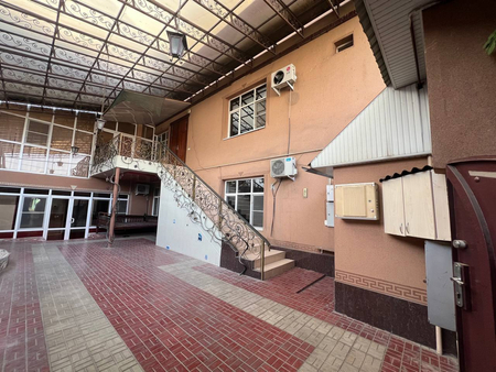 Срочно продается 7комнатная дом, 3соток на Юнусабаде 12-кв,