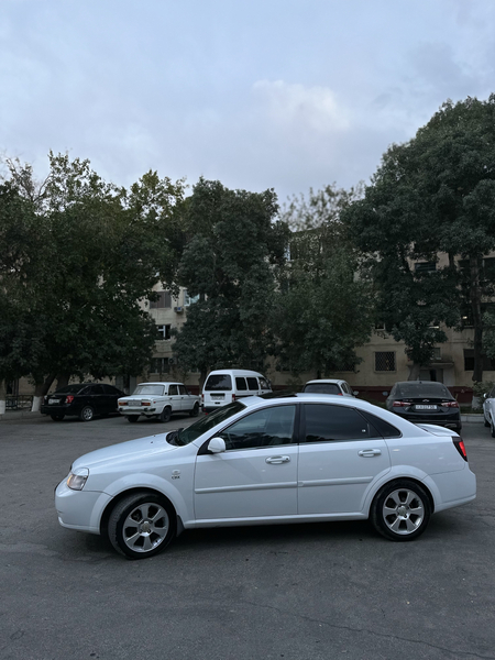 Chevrolet Lacetti 1.8