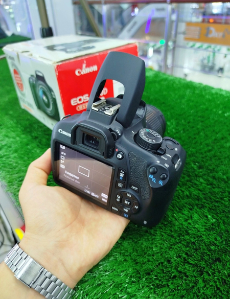 Canon EOS 1200D Kit EF-S 18-55mm