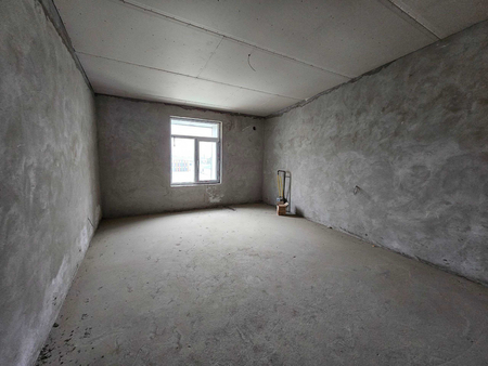2 xonali 76m² 6-qavat sotiladi.