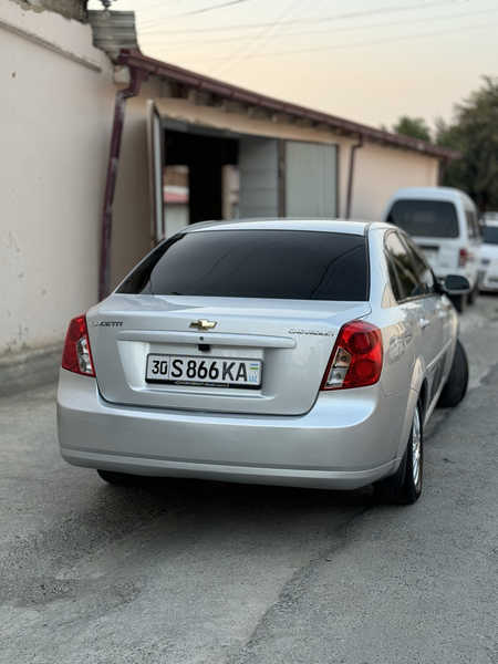 Срочно!!! Продается Chevrolet Lacetti 2013