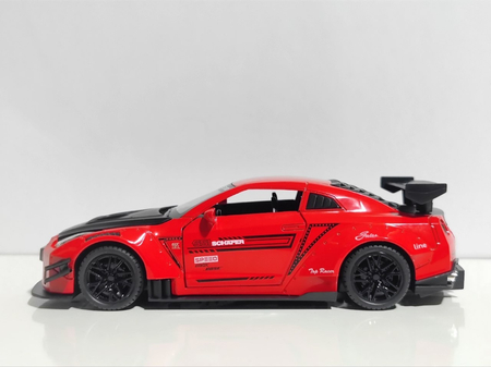 Nissan GTR R35 железная машинка модель 1:24 - Доставка