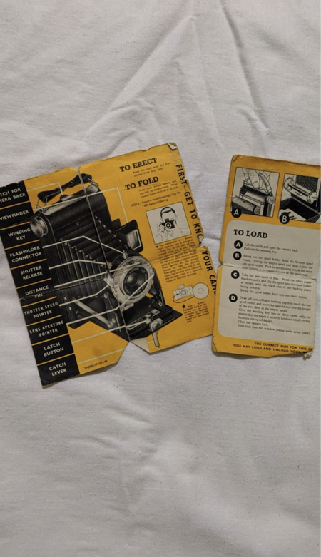 Складной пленочный фотоаппарат Kodak Brownie Pliant Six-20 1937г.