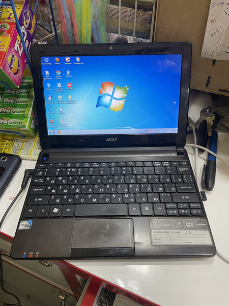 Acer netbook sotila judayam yaxshi xolatda