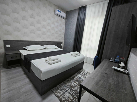 Mexmonxona gosinitsa kunlik kvartera hostel hotel