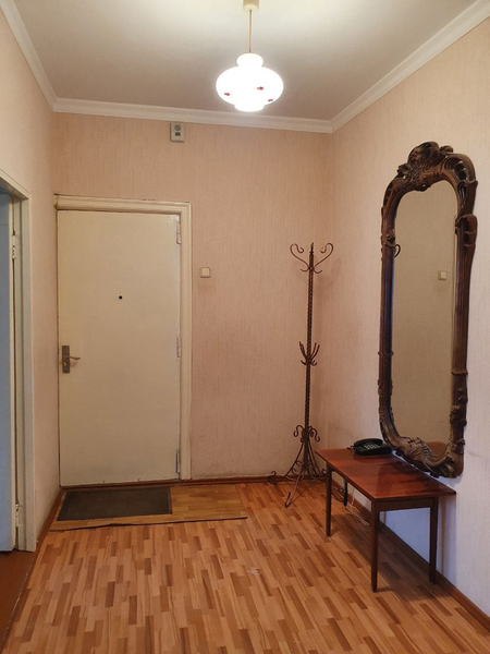 Срочно аренда квартиры 2/2/4, 40 кв на Кадышево.