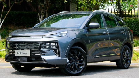 Jac iQX гибридный кроссовер