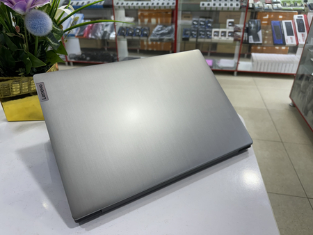 Lenovo core i3 ni ekrani sensorligidan keldi