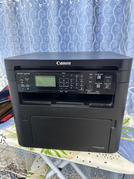 Canon MF 261 Oqqora 3/1 Printer Tiniq ishlidi yangi Katrej qoyilgan