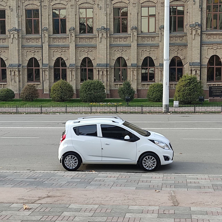 Автомобиль Спарк