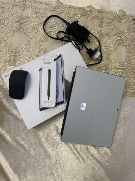Microsoft Surface Pro 9