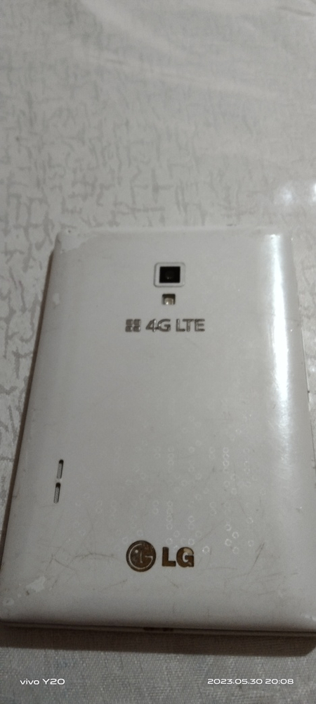 Продаётся LG F 200S