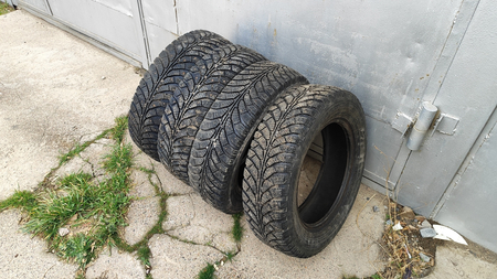 Зимние шины R14 175/65