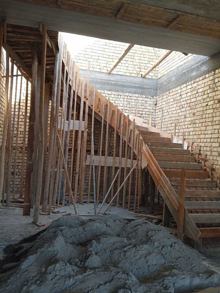 Beton zina va styashka xizmati vodiy boʻylab