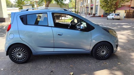 Chevrolet Spark AT 2020