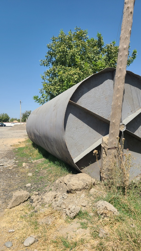 Срочно продаётся бочки, ёмкости и цистерны