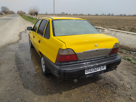 Nexia 1 yili 2001
