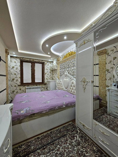 Продается шикарная квартира! Академ городок. 2/4/4  55м².  Кирпич.