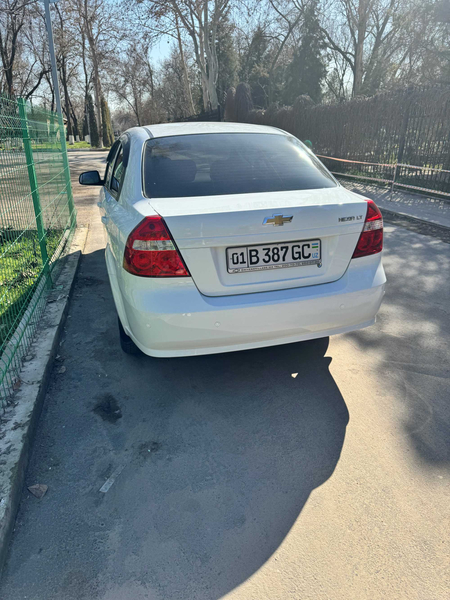 Chevrolet Nexia 3