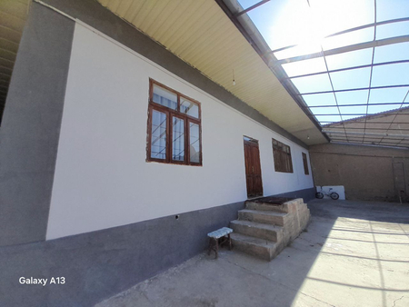 XOVLI SOTILADI umumiy maydoni 8.19 sotix 5 xonali