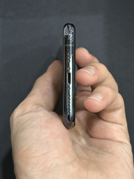 iPhone 11 pro icloud srochno