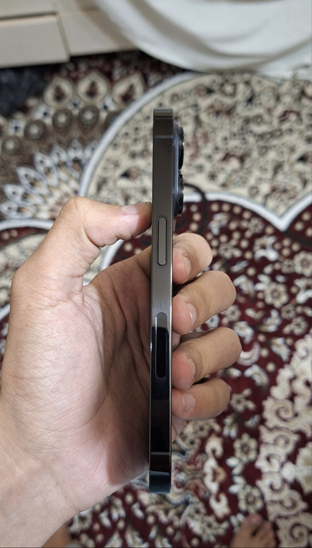 Iphone 14 Pro LL/A 92% 128 гб чизилган кирилган жойлари йуе