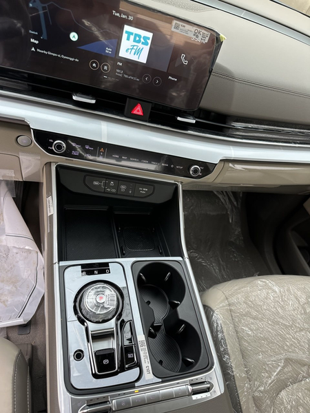Kia Carnival yangi model