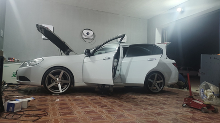 Vossen R20 Diska balon sotiladi 225/35/20R 5 teshili
