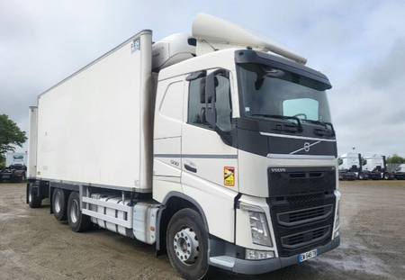 Volvo paravuz xaladenik refrejater sotiladi 2018 yil
