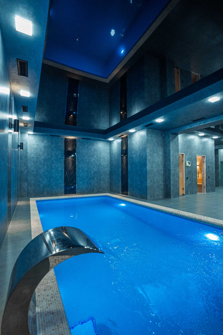 Sauna va Basseyn